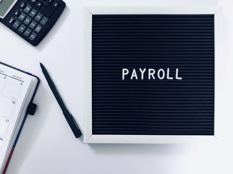 Top Payroll Trends 2025: The Future of Payroll | Zimyo HRMS